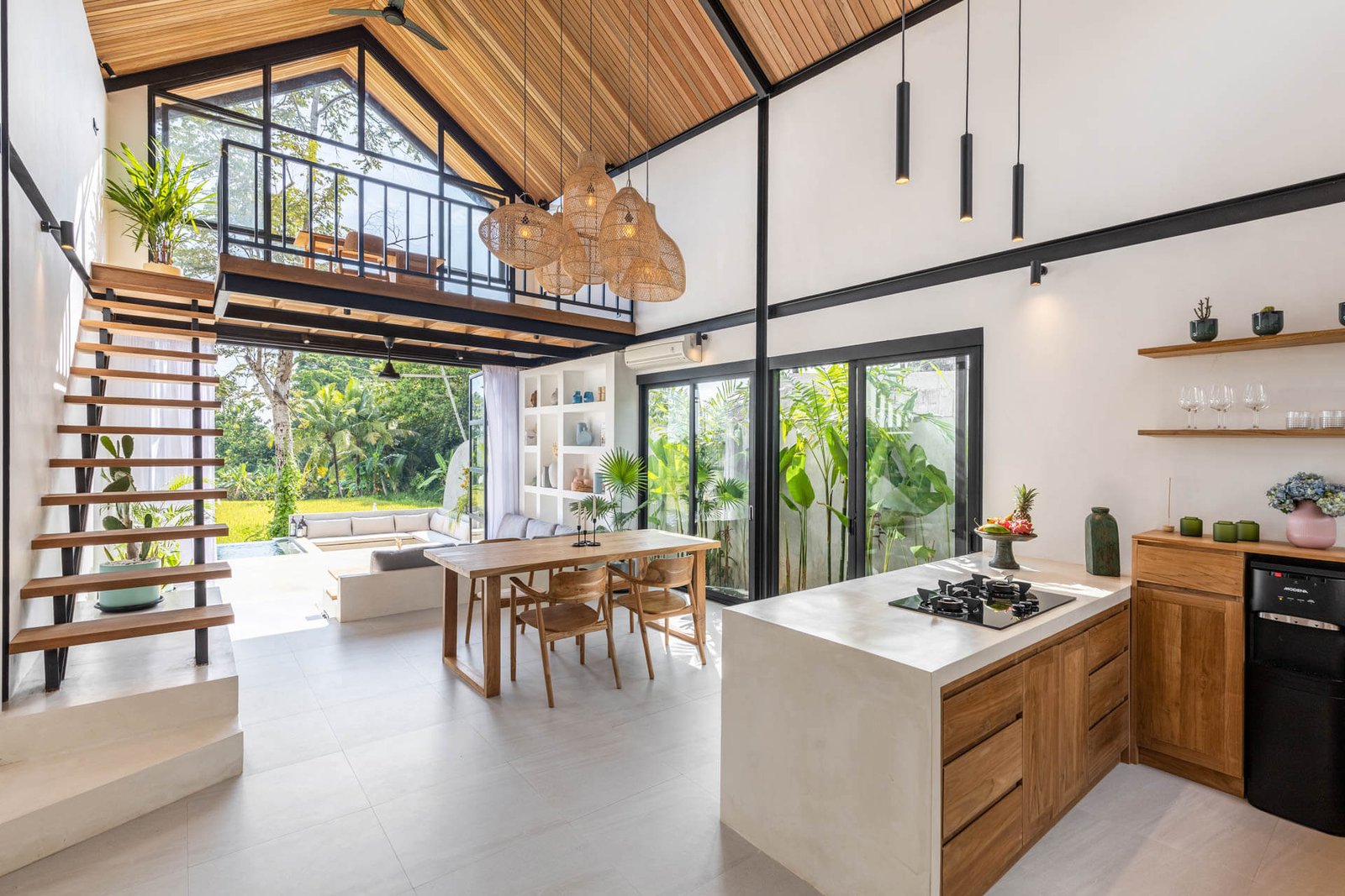 Villa KABA KABA | 2-BEDROOM | 10-20 Minutes from CANGGU | 30 Years ...